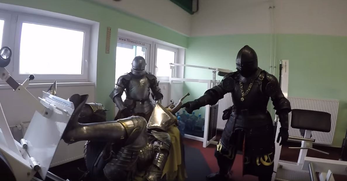 These knights won't fight - but they will besiege the nearest gym | NTD
