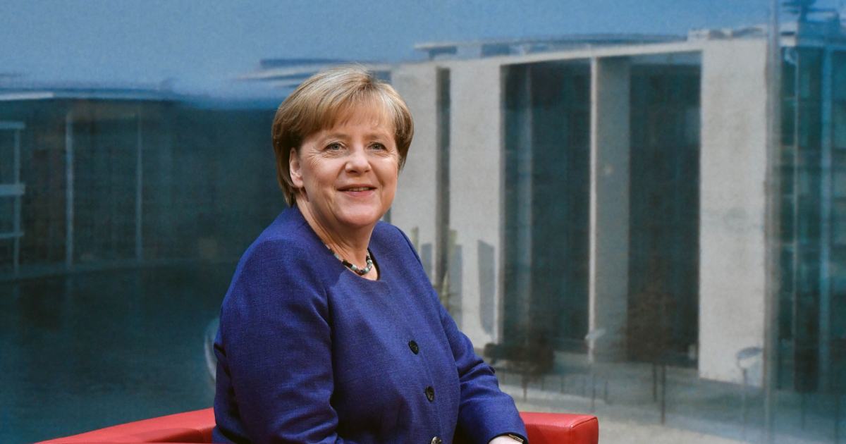 Angela Merkel Teddy Bears Sell Out | NTD