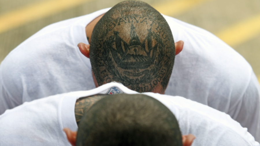 MS-13 Gang Leader Tells Members to Stop Wearing Nike Cortez Sneakers | NTD