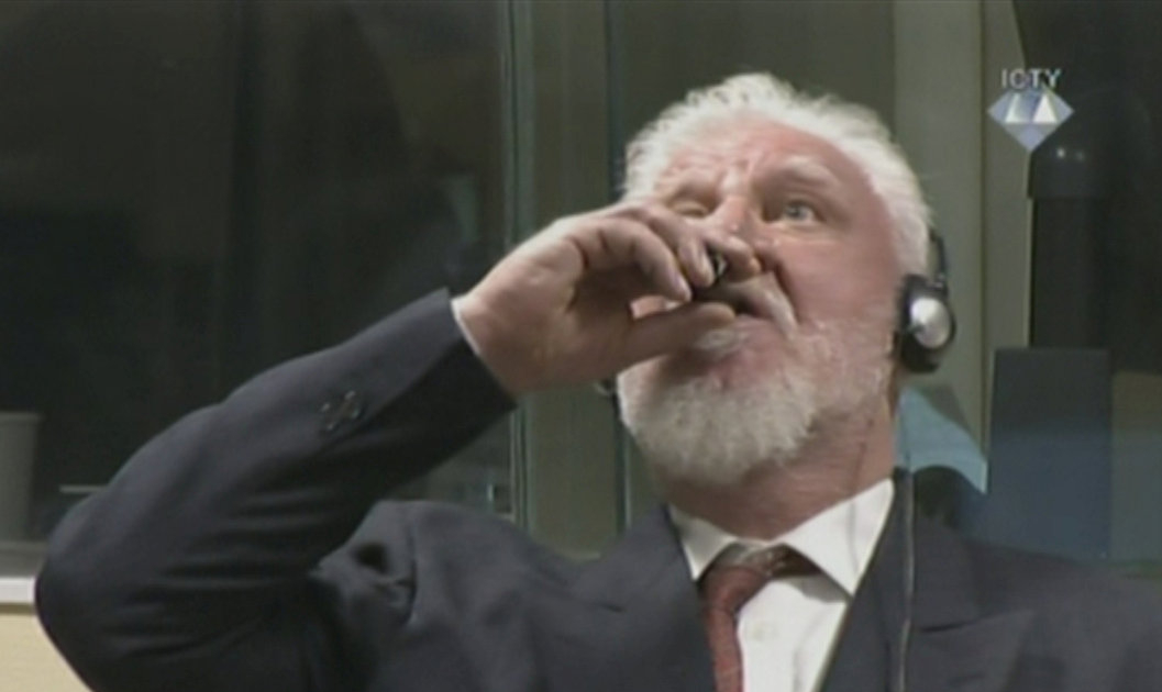War Crimes Convict Reportedly Dies After Poison Claim | NTD