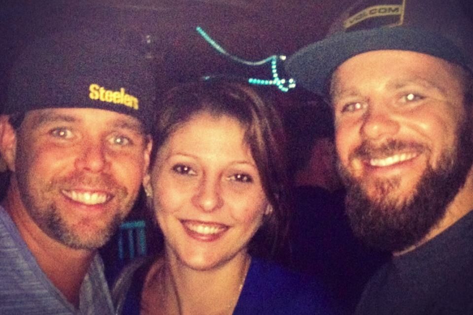 Florida Man Fighting For His Life After Chasing Monkey | NTD