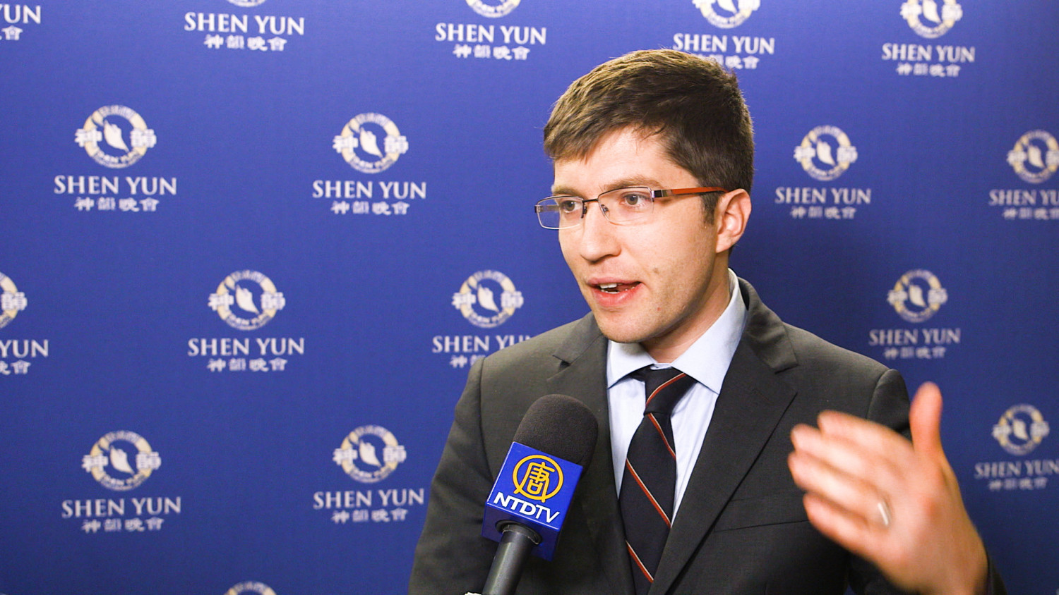 MP Praises Shen Yun’s Spiritual Dimension, Rich Symbolism | NTD