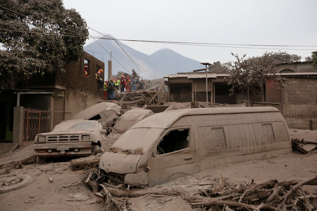 Fierce Eruption at Guatemala’s Volcano of Fire Forces Evacuations | NTD