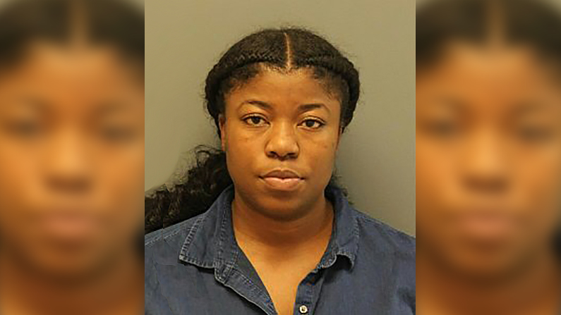 Mom Charged After Fight Outside Daycare Escalates | NTD