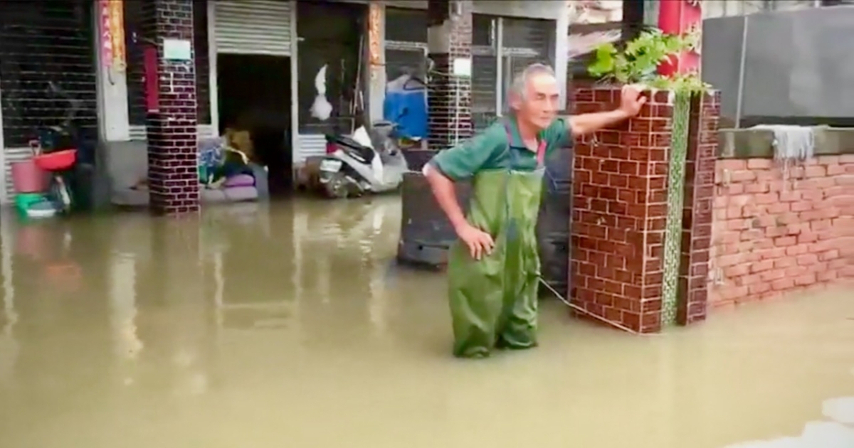 Six Dead in Taiwan Floods, More Heavy Rains Expected | NTD