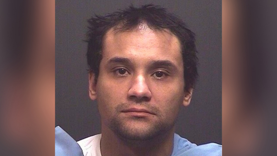 Man Charged With Killing 2 Arizona Girls Who Went Missing | NTD