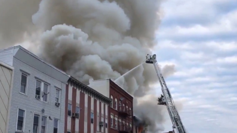 Massive Fire Causes 4 Buildings to Collapse in New Jersey | NTD