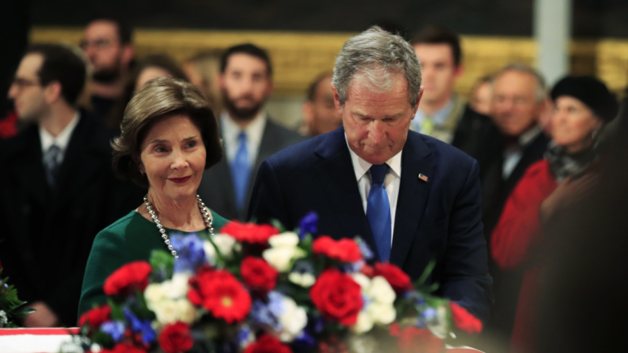 Laura Bush Shows New Son-in-Law White House, Meets With President Trump ...