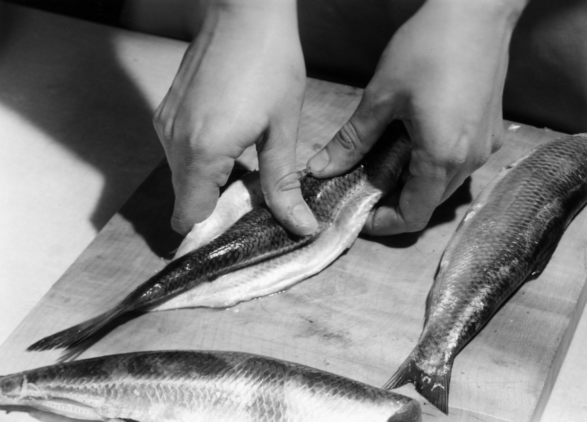 11-Year-Old Dies After Apparent Allergic Reaction to Smell of Cooking ...