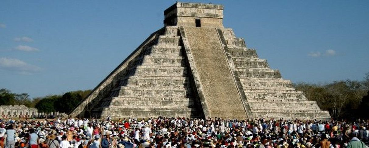 Cave Sealed for 1,000 Years Contains Mayan Relics, Researchers Say | NTD