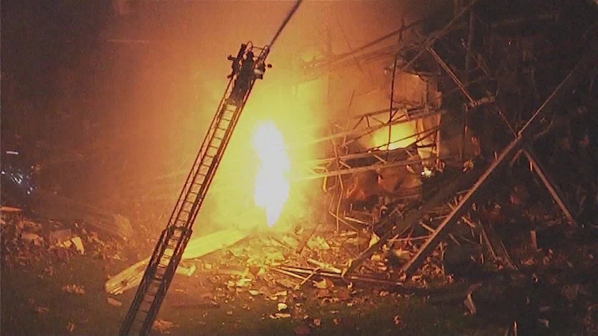 Explosion at Illinois Silicone Plant Leaves 4 Injured, 3 Unaccounted | NTD