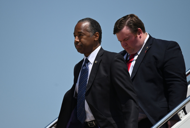 Elijah Cummings Rejected Invite for Tour of HUD Facility in Baltimore ...