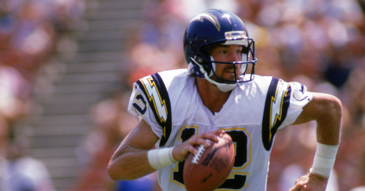 Son of Former Dallas Cowboys Quarterback Babe Laufenberg Dies at 21 | NTD