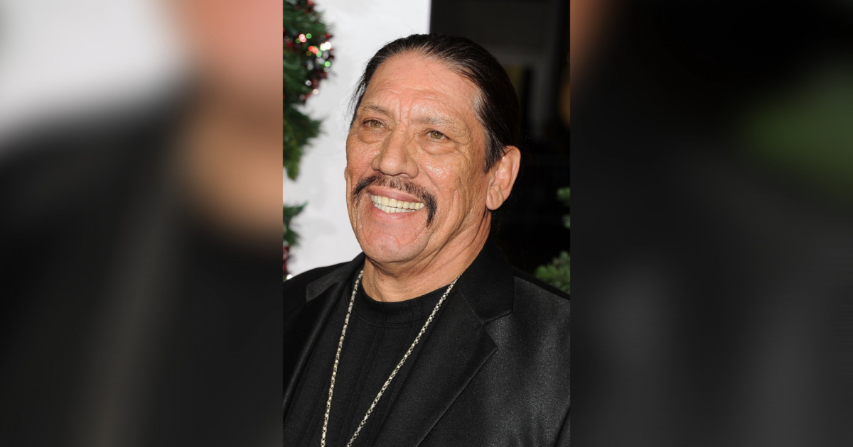 Actor Danny Trejo Saves Baby Trapped in Overturned Car | NTD