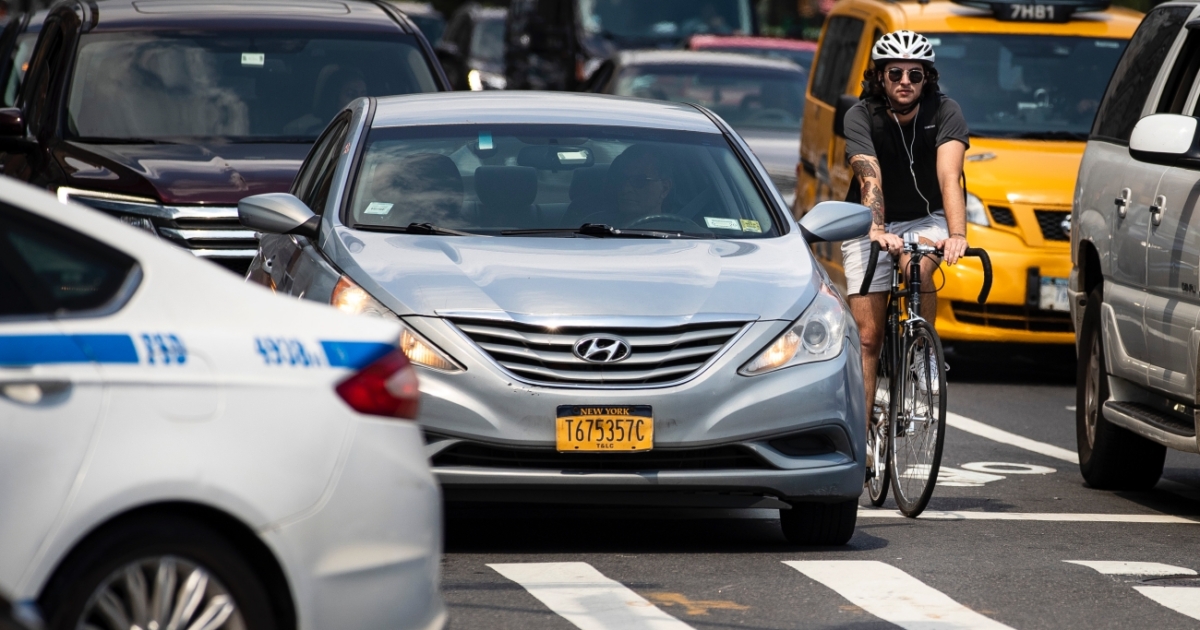 Illegal Immigrants Soon Eligible for Driver’s License in New York | NTD