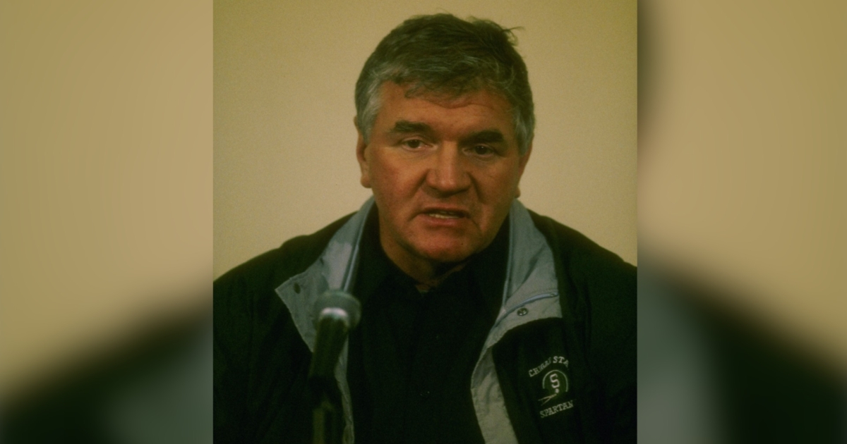 George Perles, Longtime Michigan State Coach, Dies at 85 | NTD