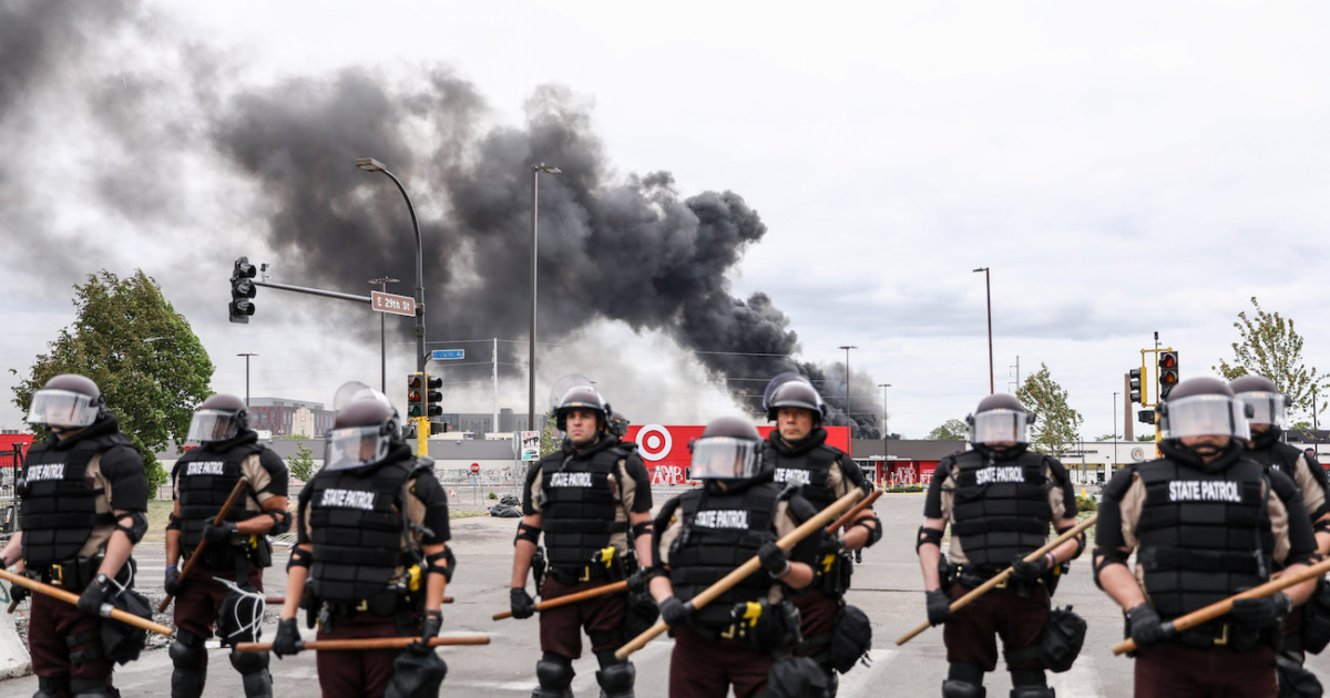 Minnesota Gov. to ‘Fully Mobilize’ National Guard to Quell Violence | NTD