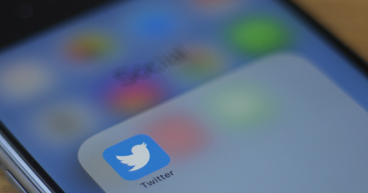 Elon Musk Creates 3 Holding Companies in Effort to Buy Twitter | NTD