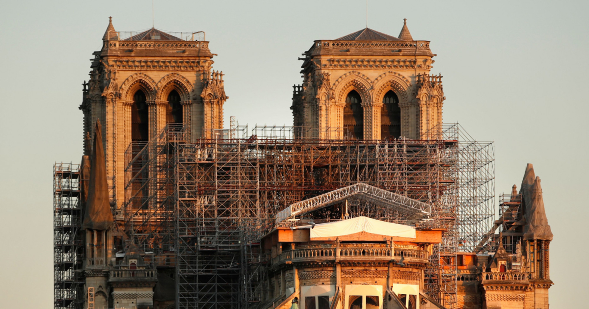 Augmented Reality Tour of Notre Dame | NTD