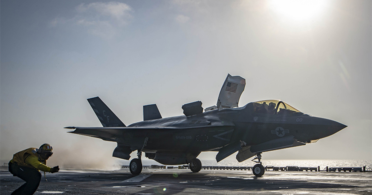 New Air Force Official Takes Over F-35 Joint Program Office | NTD