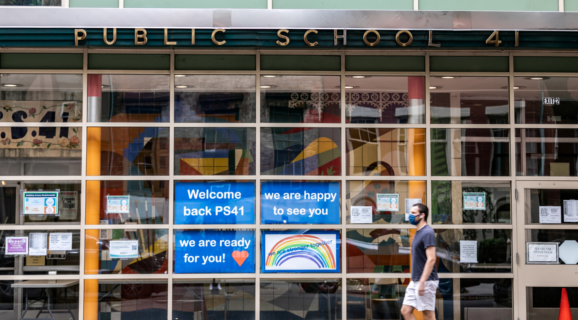 New York City Public Schools Will Begin To Reopen With Weekly Covid 19