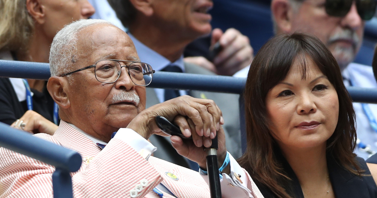 Former New York City Mayor David Dinkins Dies at 93 | NTD