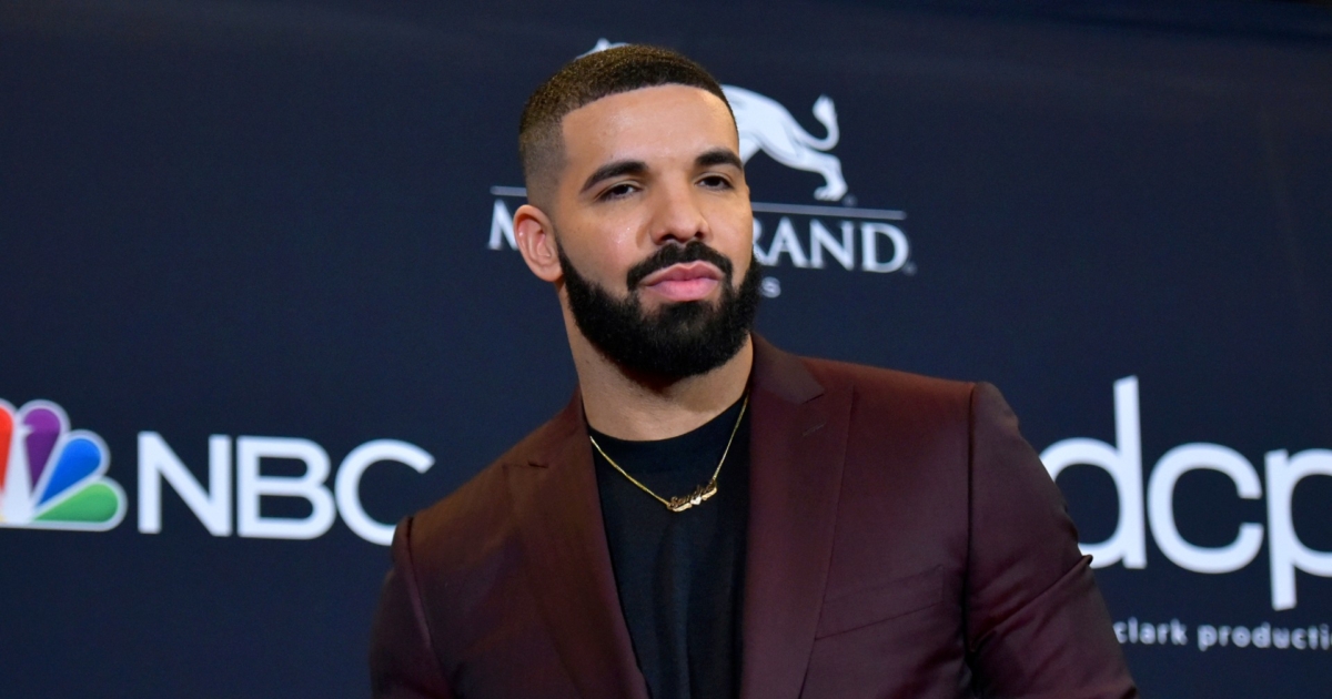 Drake Bests Aretha Franklin, Wonder to Set Billboard Record | NTD