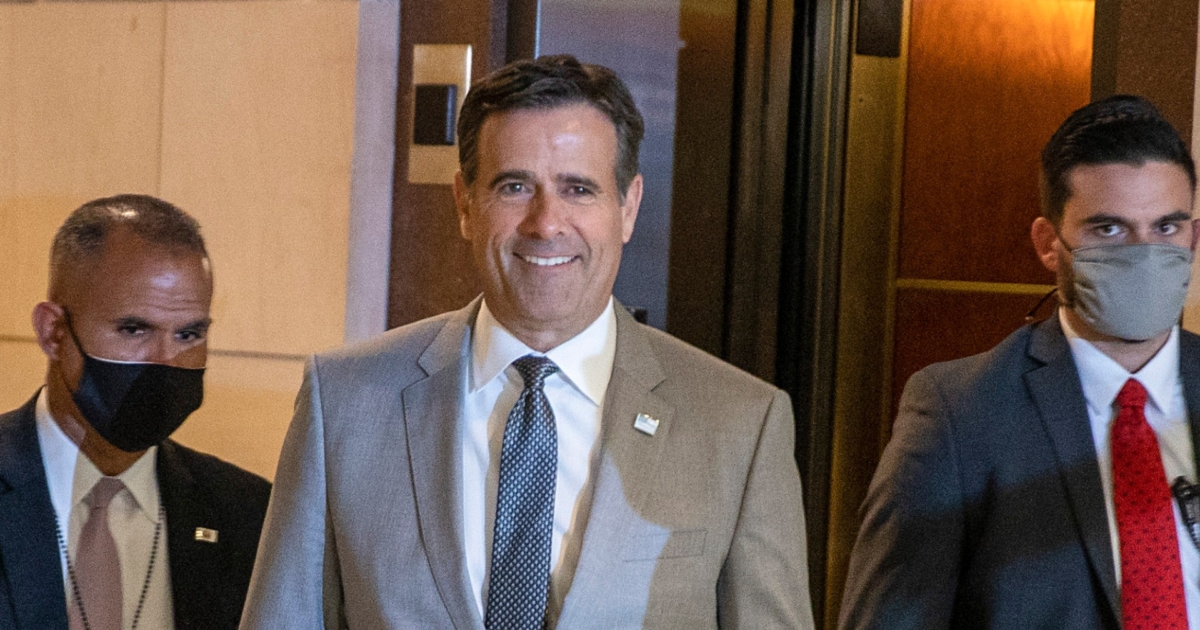 DNI Director: Beijing Poses Greatest Threat to US | NTD