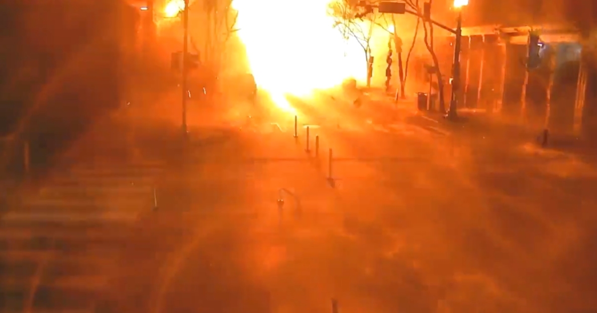 New Video Shows Explosion in Downtown Nashville | NTD