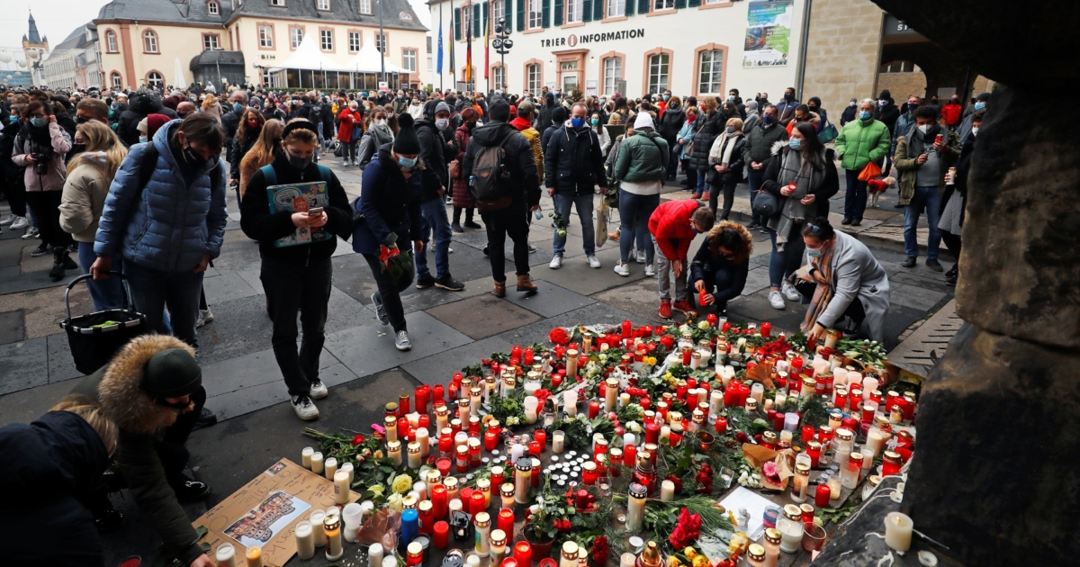 5 Killed, 15 Injured After German Man Drives Car Into Crowd | NTD