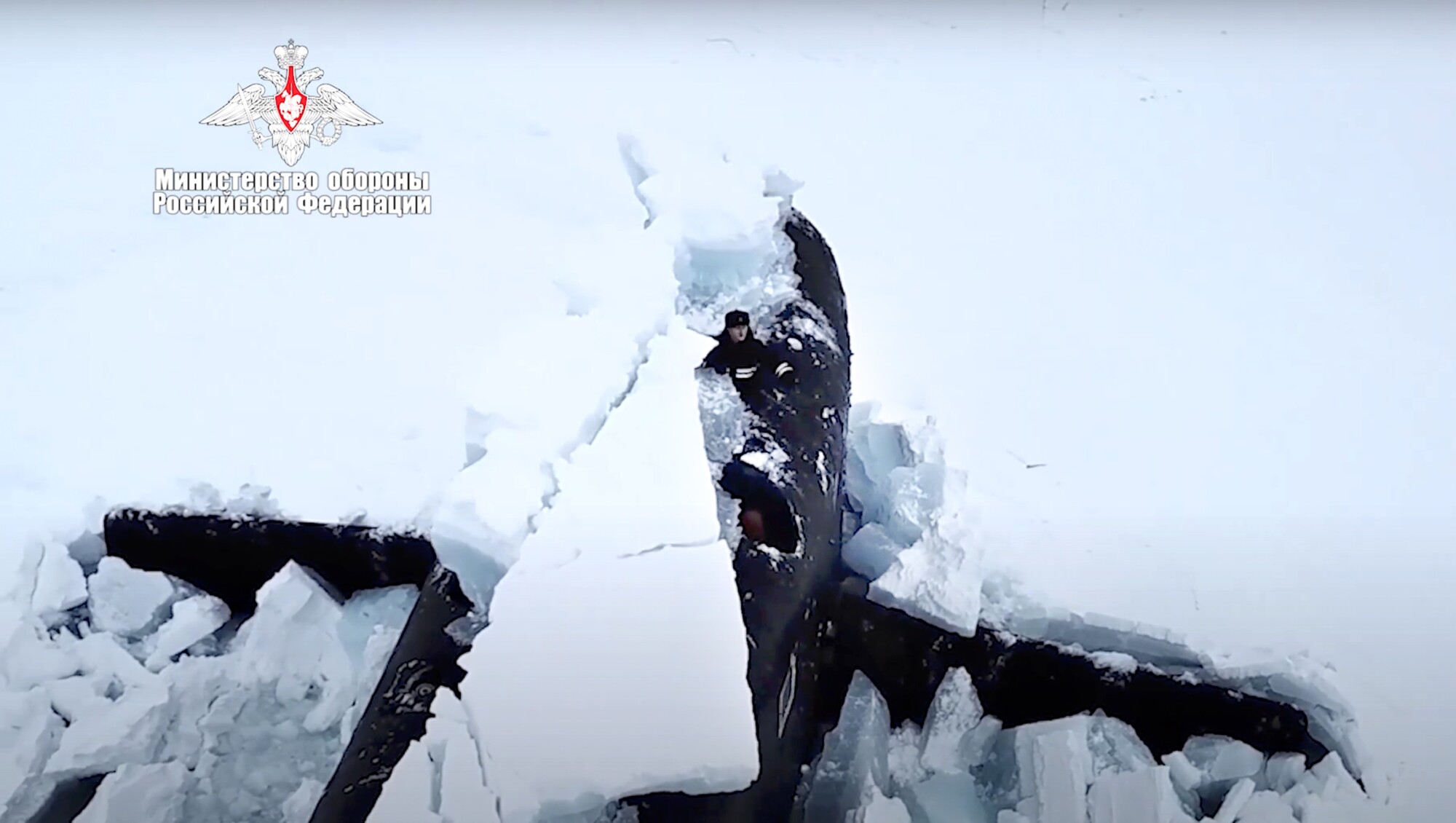 3 Russian Submarines Surface and Break Arctic Ice During Drills | NTD