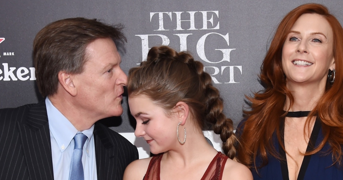 Writer Michael Lewis’s 19-Year-Old Daughter Dies in Crash | NTD