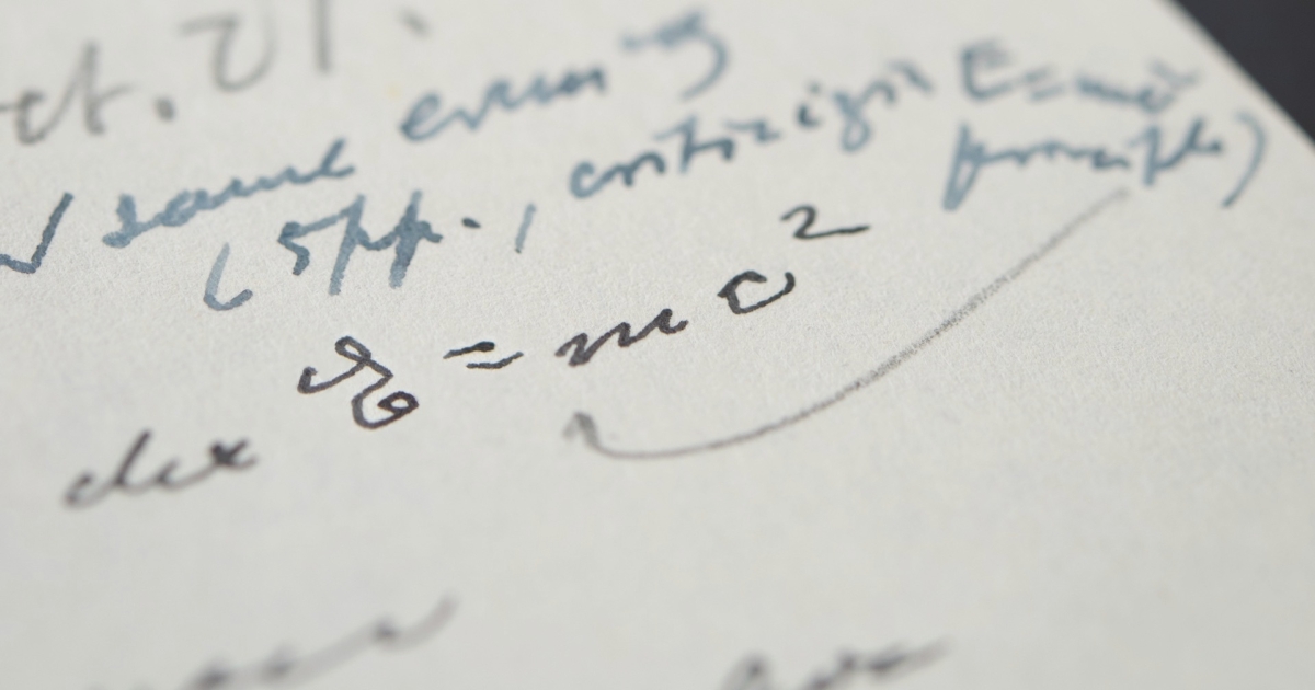 Handwritten Example of Famous Einstein Equation Gets $1.2 Million | NTD