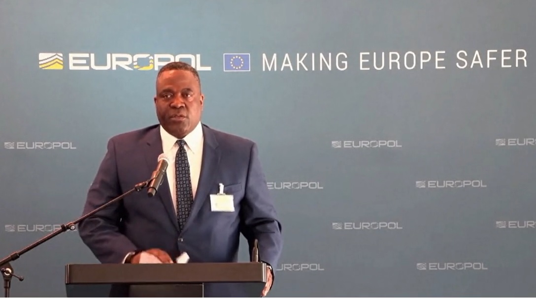 Encrypted App Led to 800+ Criminal Arrests | NTD