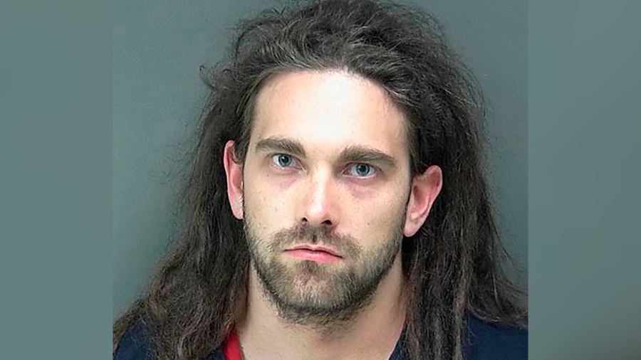 Man Charged With Murder in 2 Killings Outside Indiana Plant | NTD