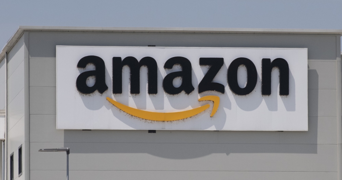 Amazon Posts First Net Loss in 7 Years | NTD