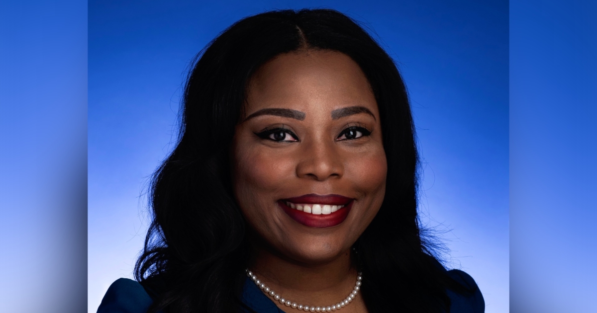 State Senator Acquitted on 15 Charges in Federal Theft Case | NTD
