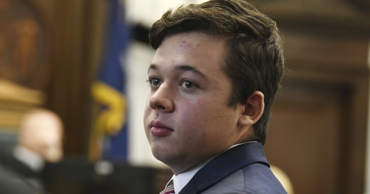 Rittenhouse: ‘I Was There Just to Help’ | NTD