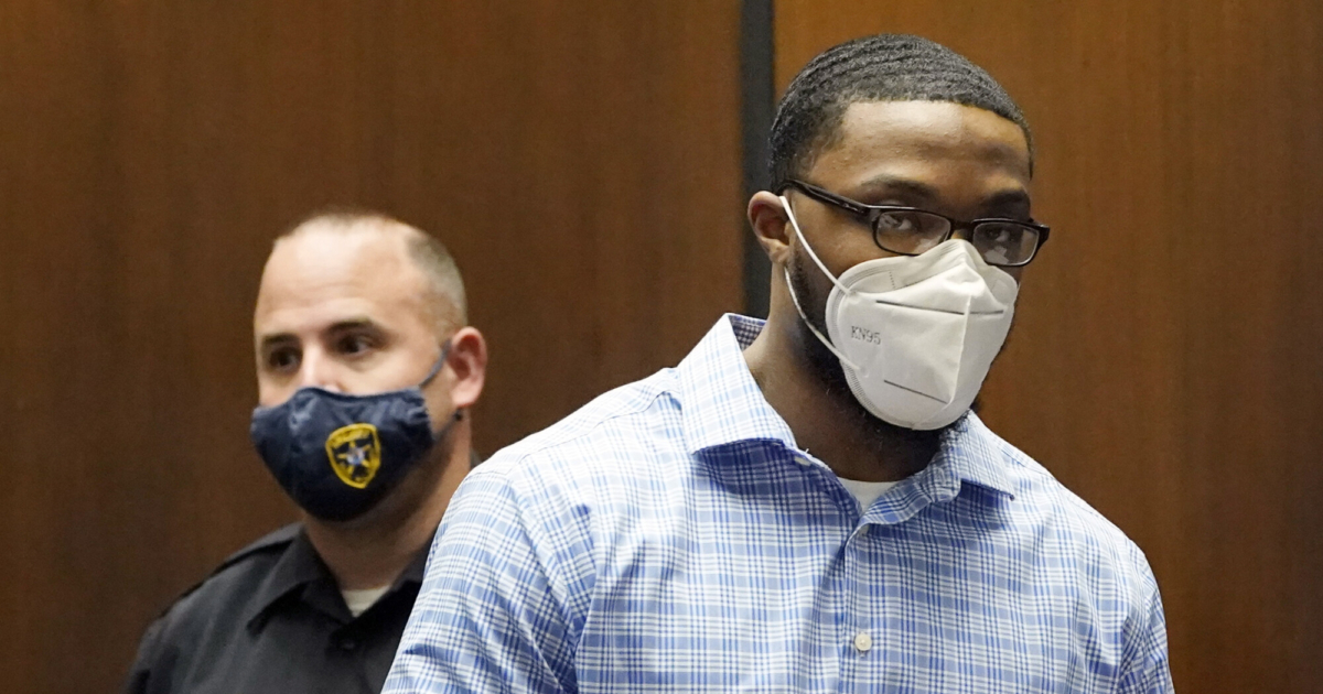 Serial Killer Lured by Fake Social Account Gets 160 Years | NTD