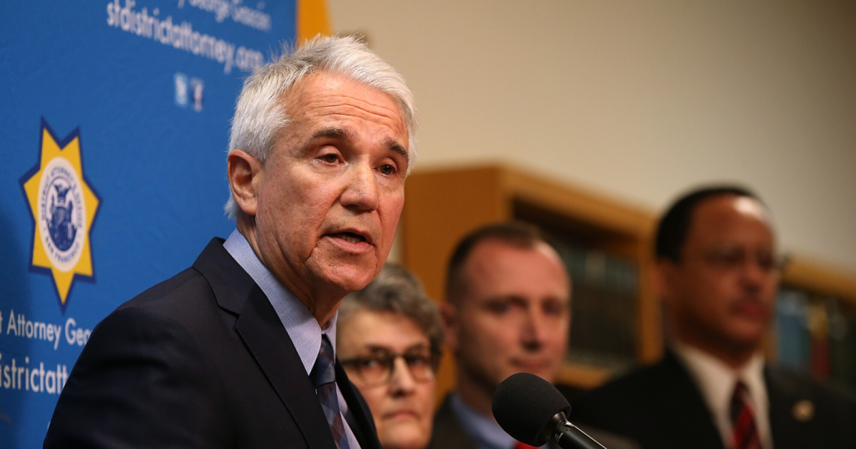 Assault: Los Angeles Prosecutor Defends Light Sentence | NTD