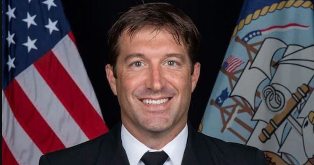 Navy SEAL Commander Dies After Weekend Training Accident: Navy | NTD