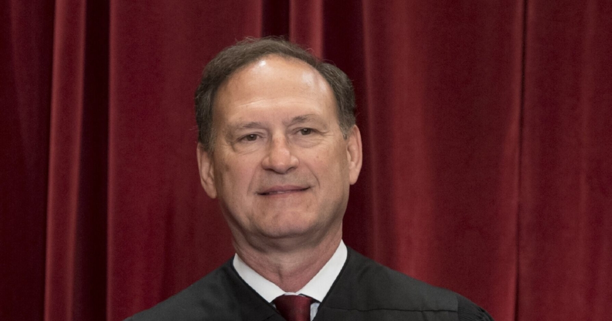 Justice Samuel Alito Says Congress Cannot Regulate Supreme Court | NTD