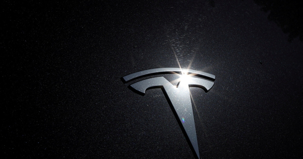 Tesla Recalls 130,000 Vehicles in the US Over Touchscreen Display ...