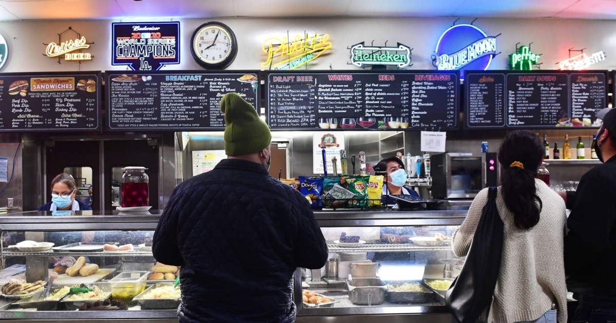 Americans’ Near-Term Inflation Expectations Stuck at Record High | NTD