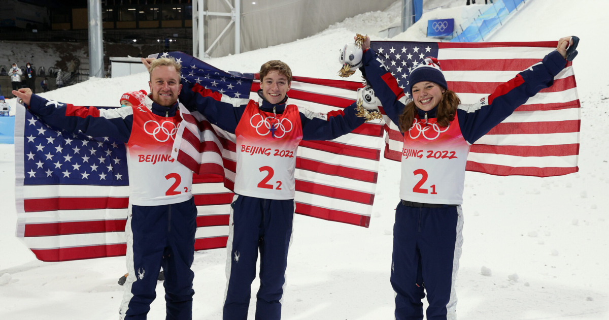 Team USA Gold Medal Count at 2022 Beijing Winter Olympics | NTD
