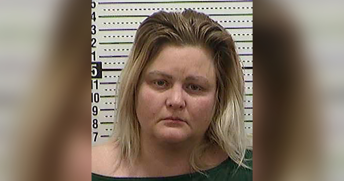 Woman Charged in 2007 Death of 18-Year-Old Roommate | NTD