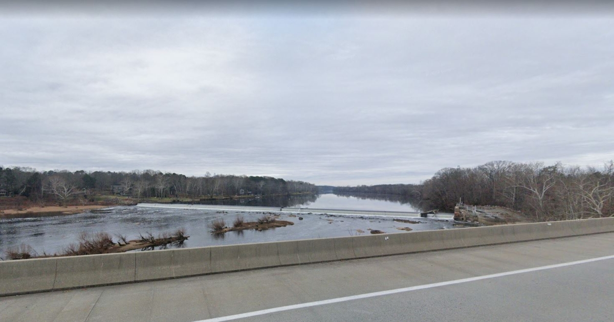 Police: Body of 1 of 2 Missing Women Found in Virginia River | NTD