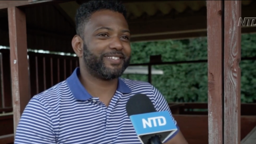 JLS Singer on Embracing Farming, Country Life | NTD