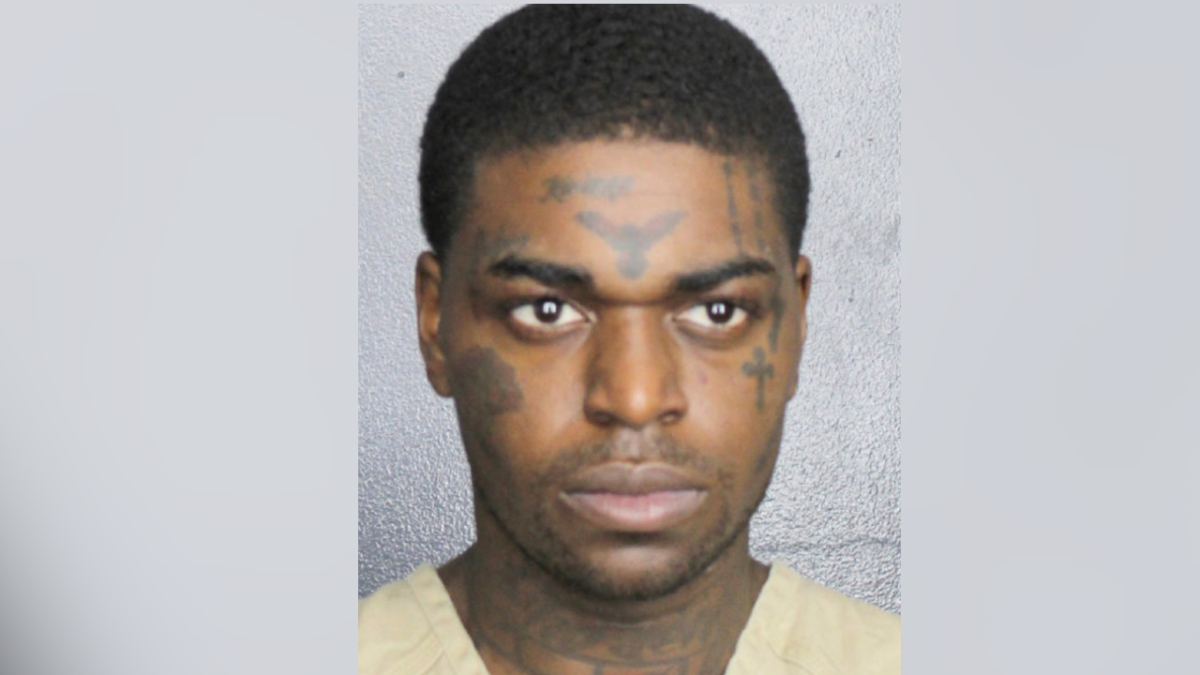 Rapper Kodak Black Is Arrested on Drug Charges in Florida | NTD