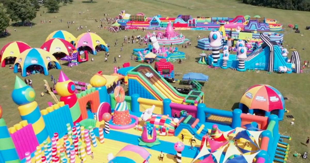 The World’s Largest Bouncing Festival | NTD